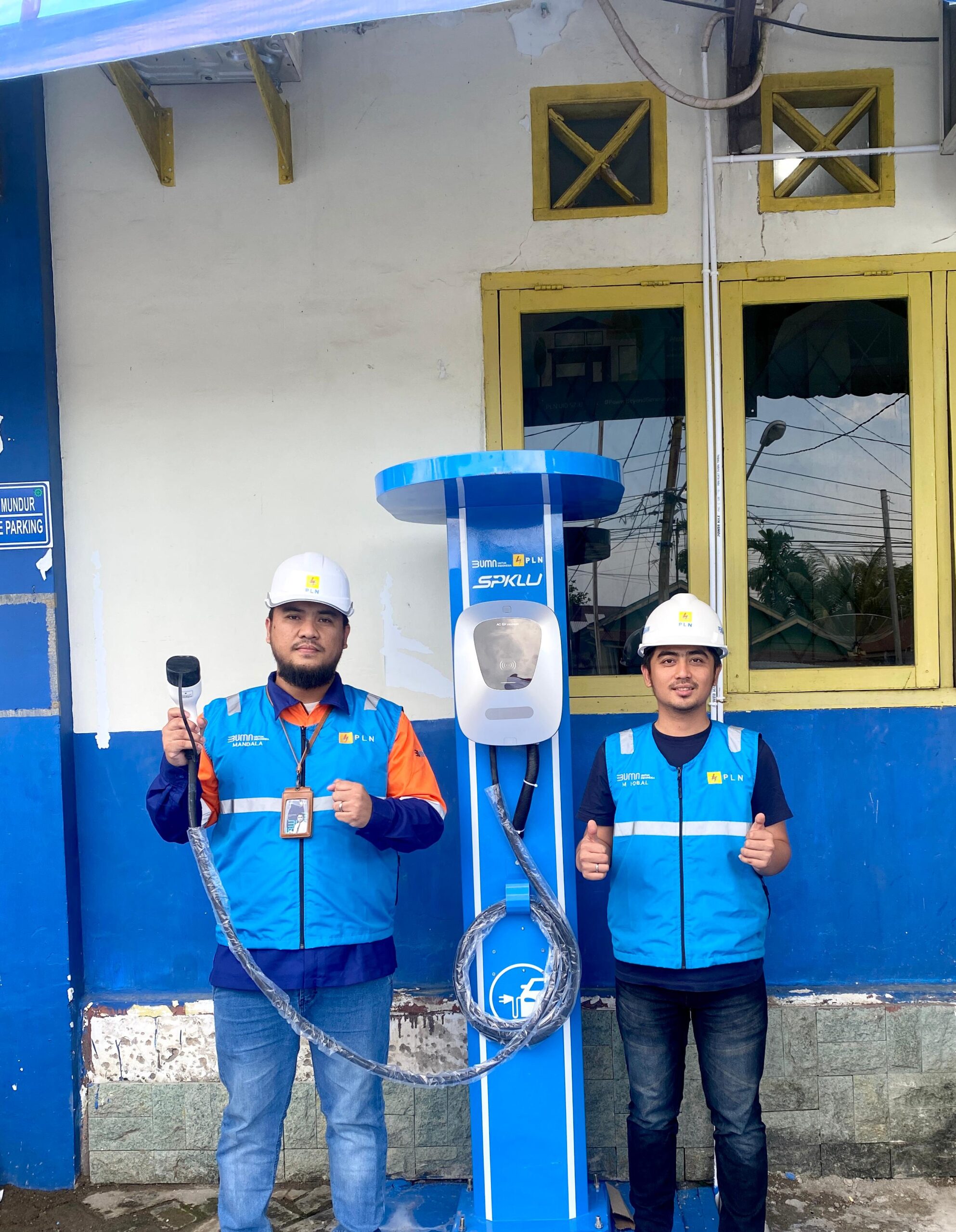 PLN ULP Kuala Tungkal Hadirkan SPKLU Pertama di Tanjung Jabung Barat ...